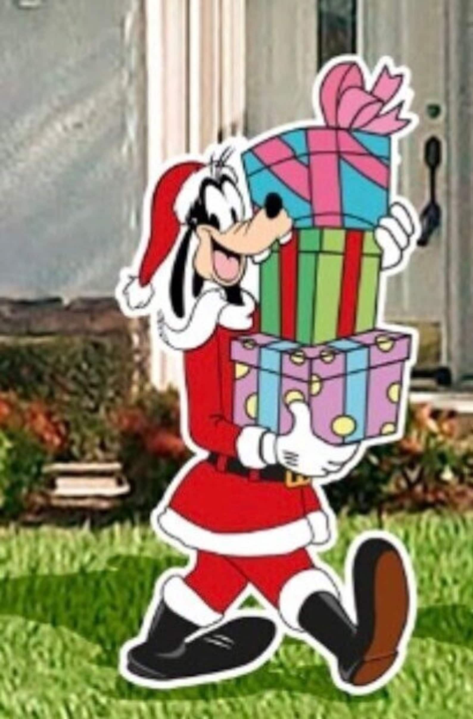 Goofy With Gift Boxes - Etsy