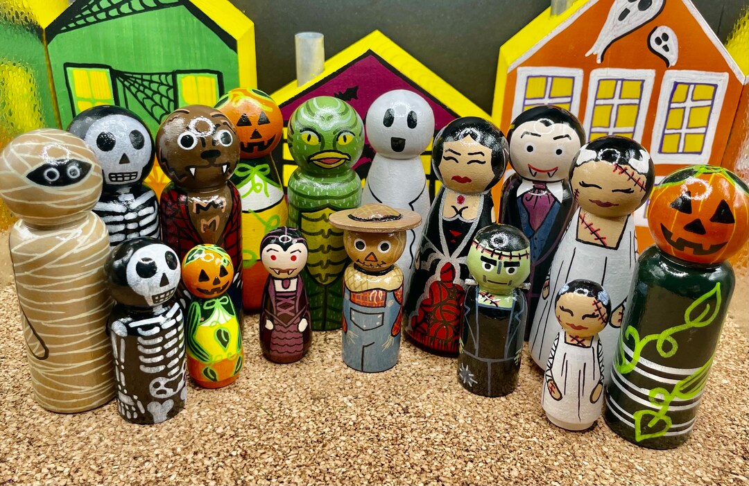 SPOOKY SET of Halloween Peg Dolls, Classic Characters, Shelf Decor ...