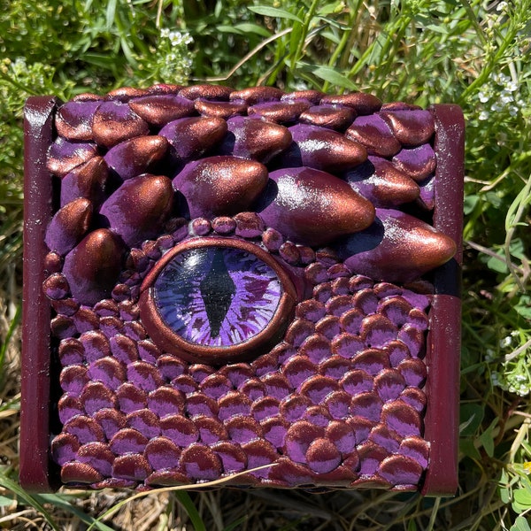 Dragon Eye Box - Etsy