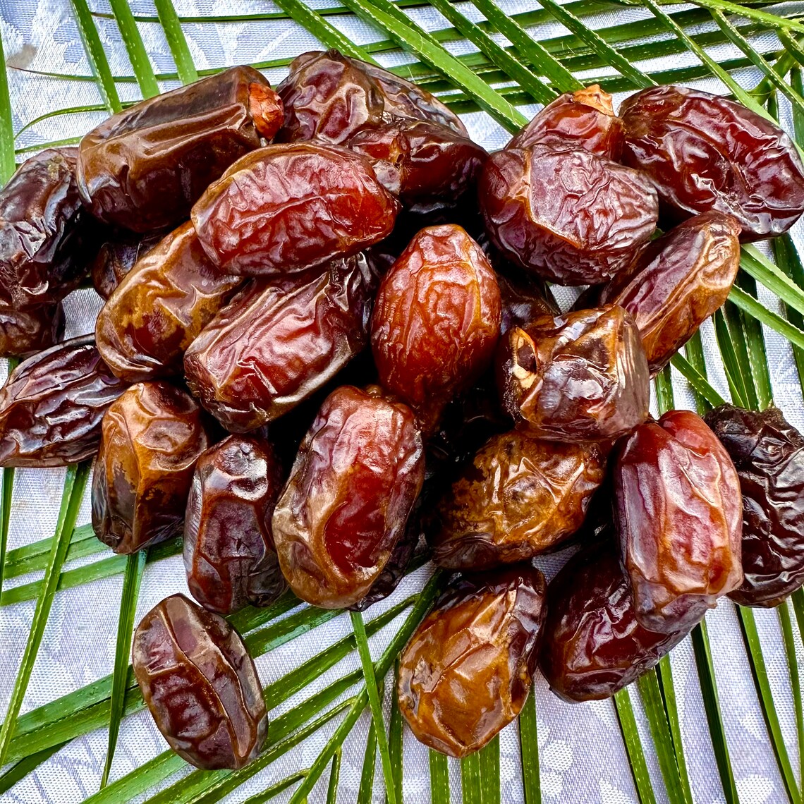11lbs Mixed Size Medjool Dates - Etsy