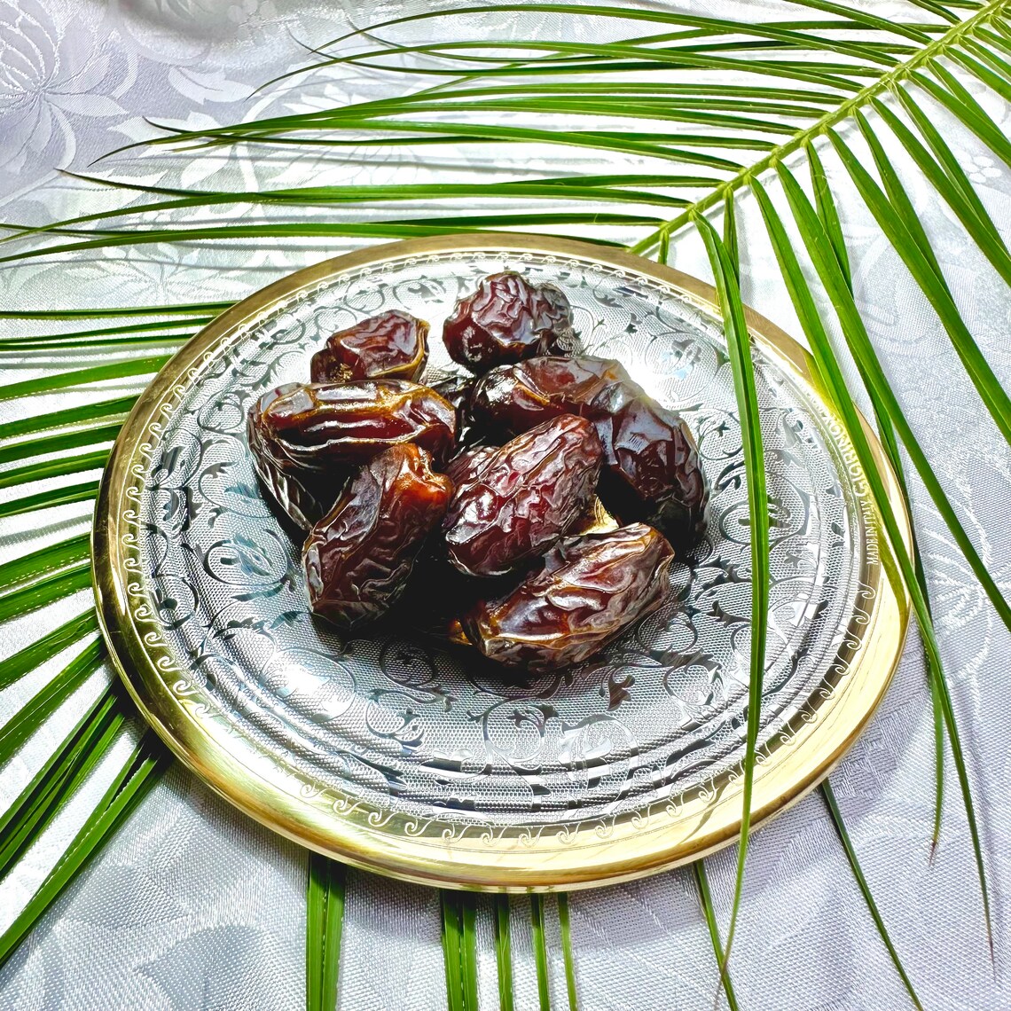 PREMIUM Quality Medjool Dates - Fresh From California - Golden Dates ...