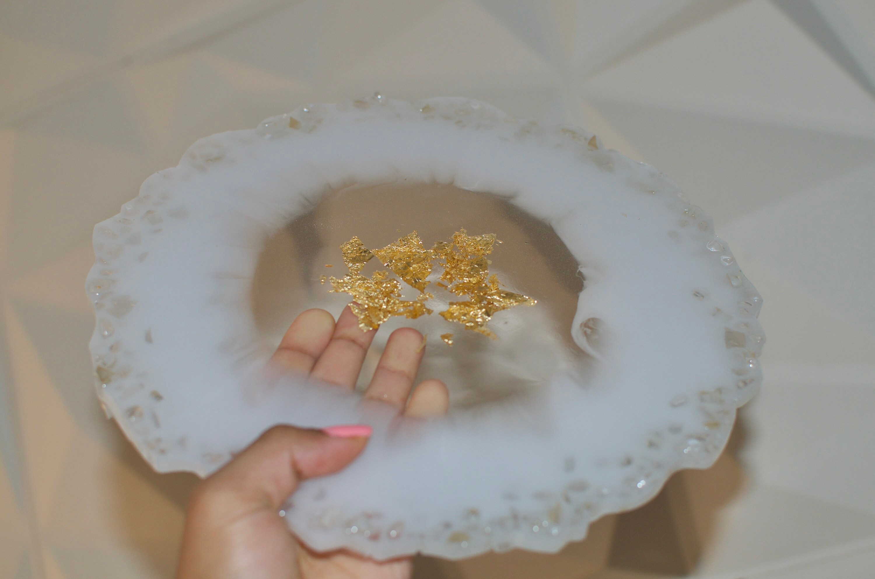 Gold Leaf Detailed Geode Decorative Perfume Tray/charcuterie Board ...