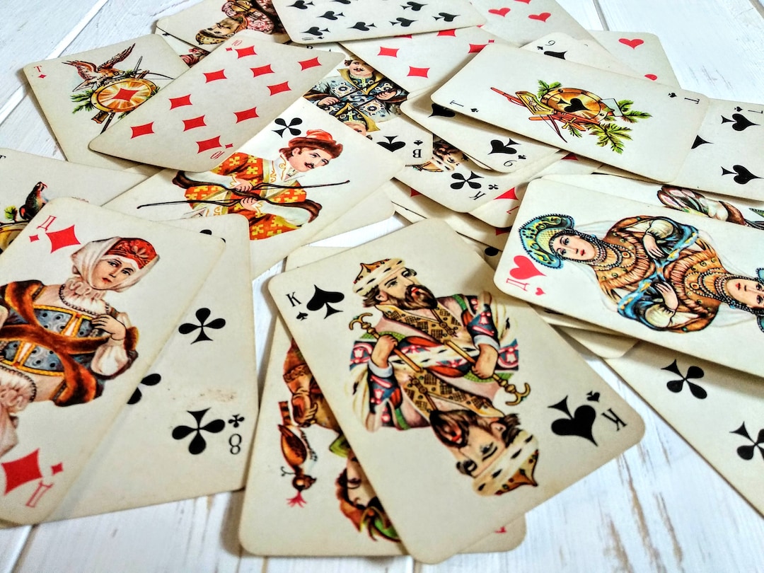 Vintage Soviet Genuine Playing Cards, Deck of 36 Cards, Russian Playing ...
