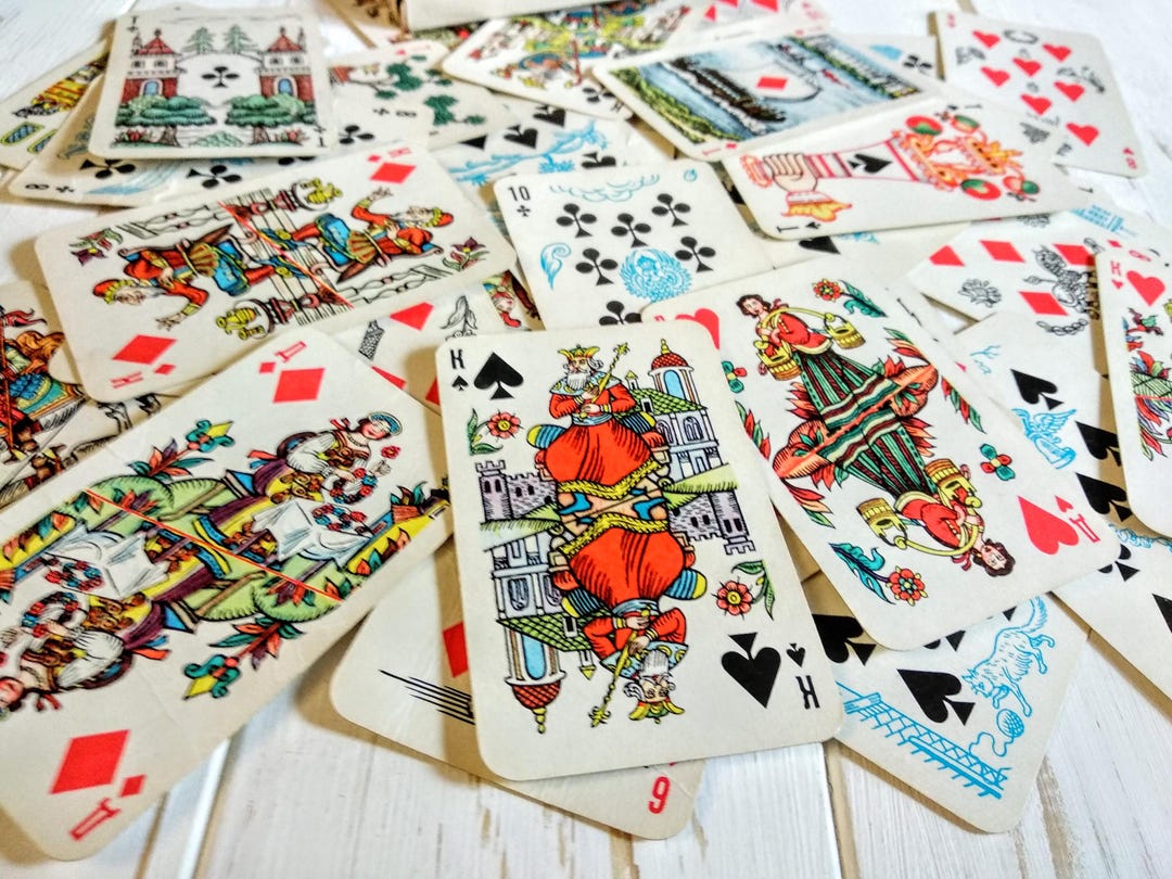 Vintage Soviet Genuine Playing Cards, Deck of 36 Cards Russian Playing ...