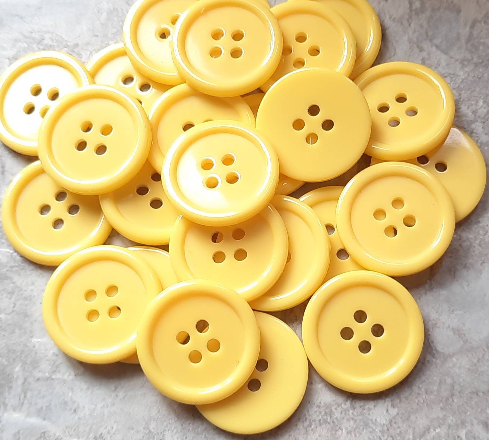 Pack of 30 Resin 20MM 4-Hole Flat buttons / Coat buttons in | Etsy