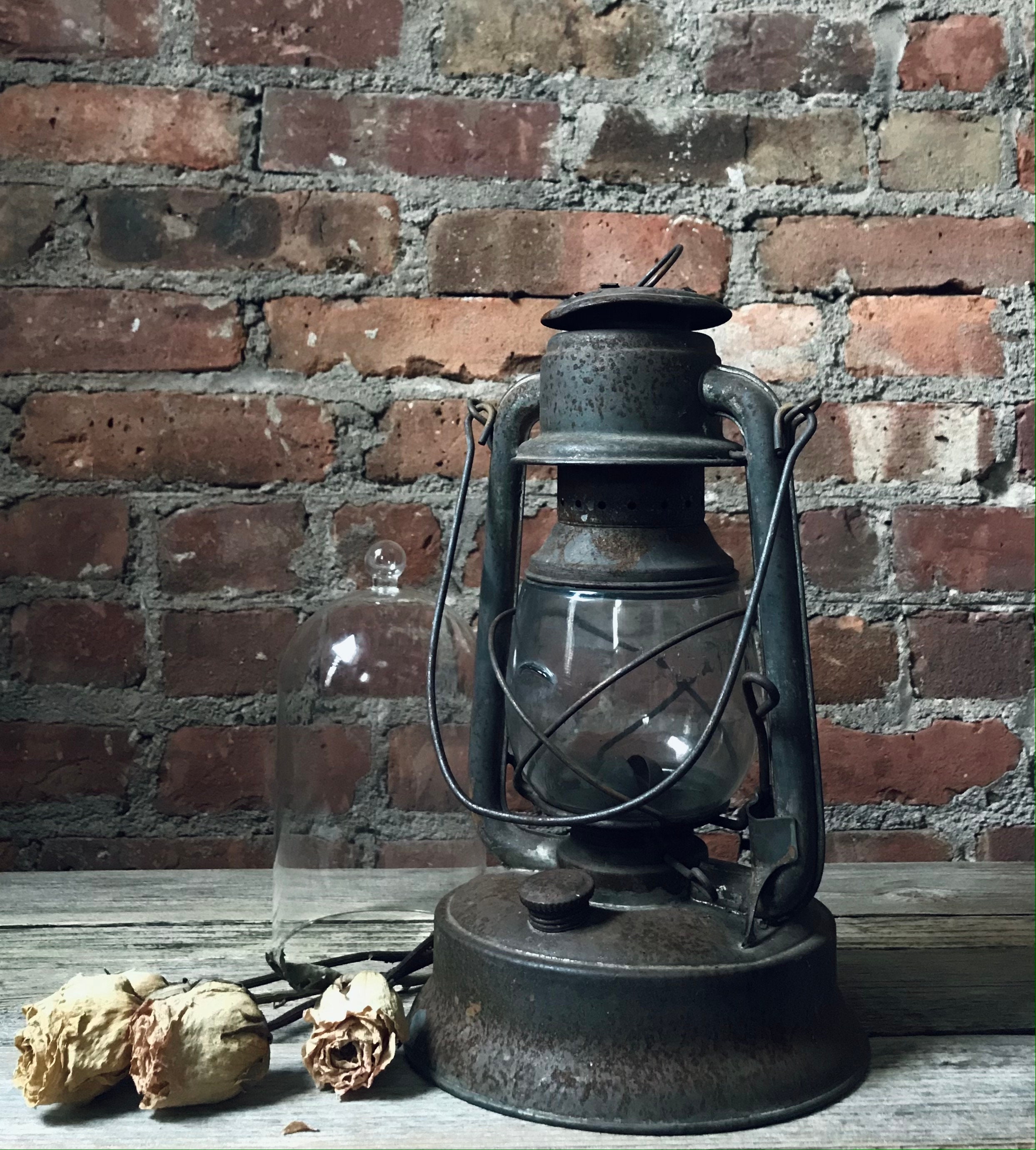 Antique Kerosene Lanterns for sale | Only 3 left at -60%