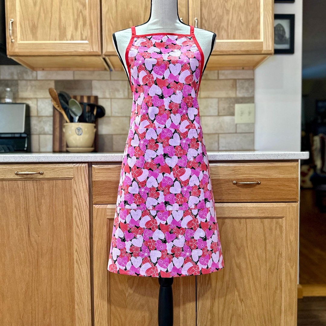 Red Heart Apron in Cotton, Sweetheart Apron With Red Trim and Ties ...