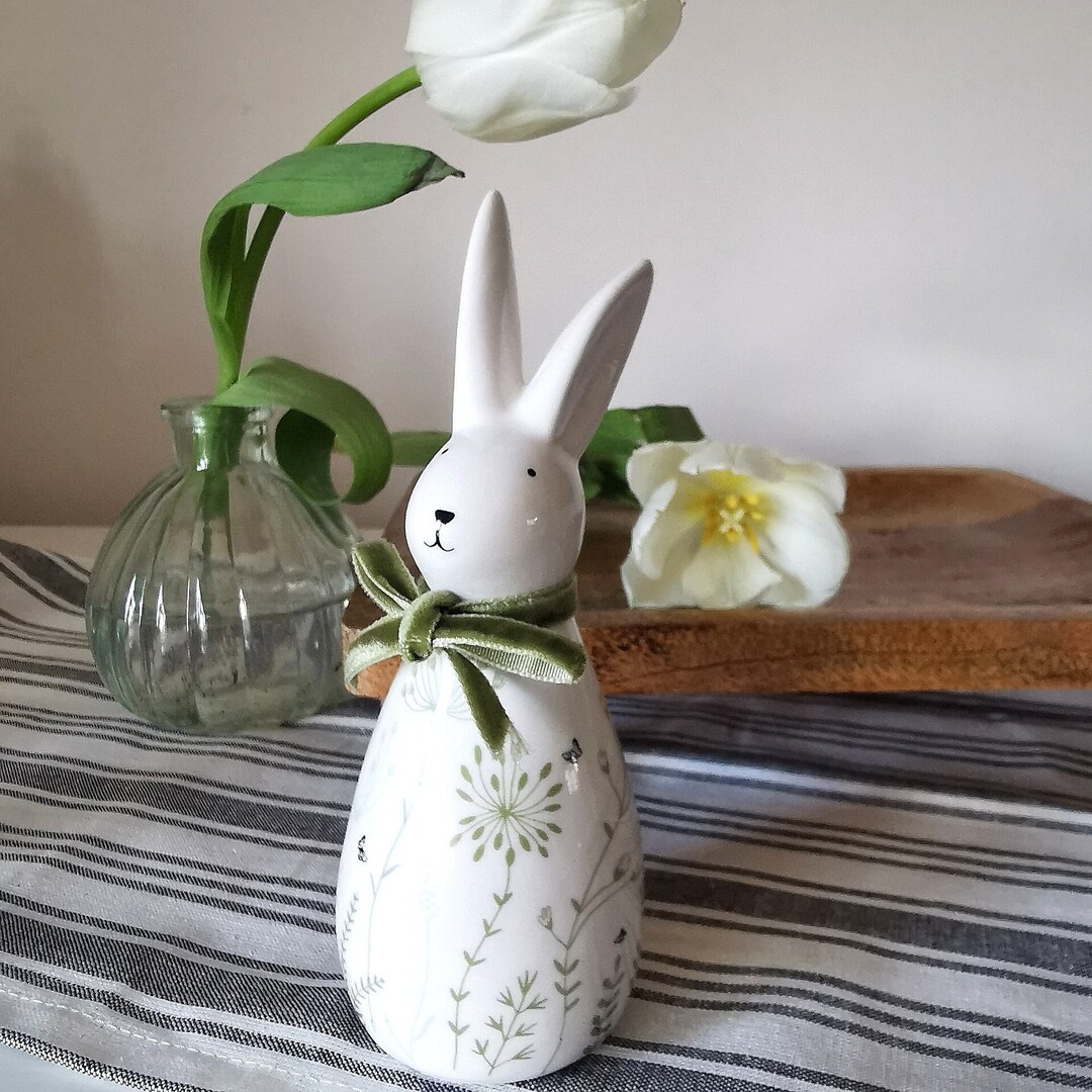 Porcelain Floral Bunny Easter Table Decoration Easter Ceramic Ornaments ...
