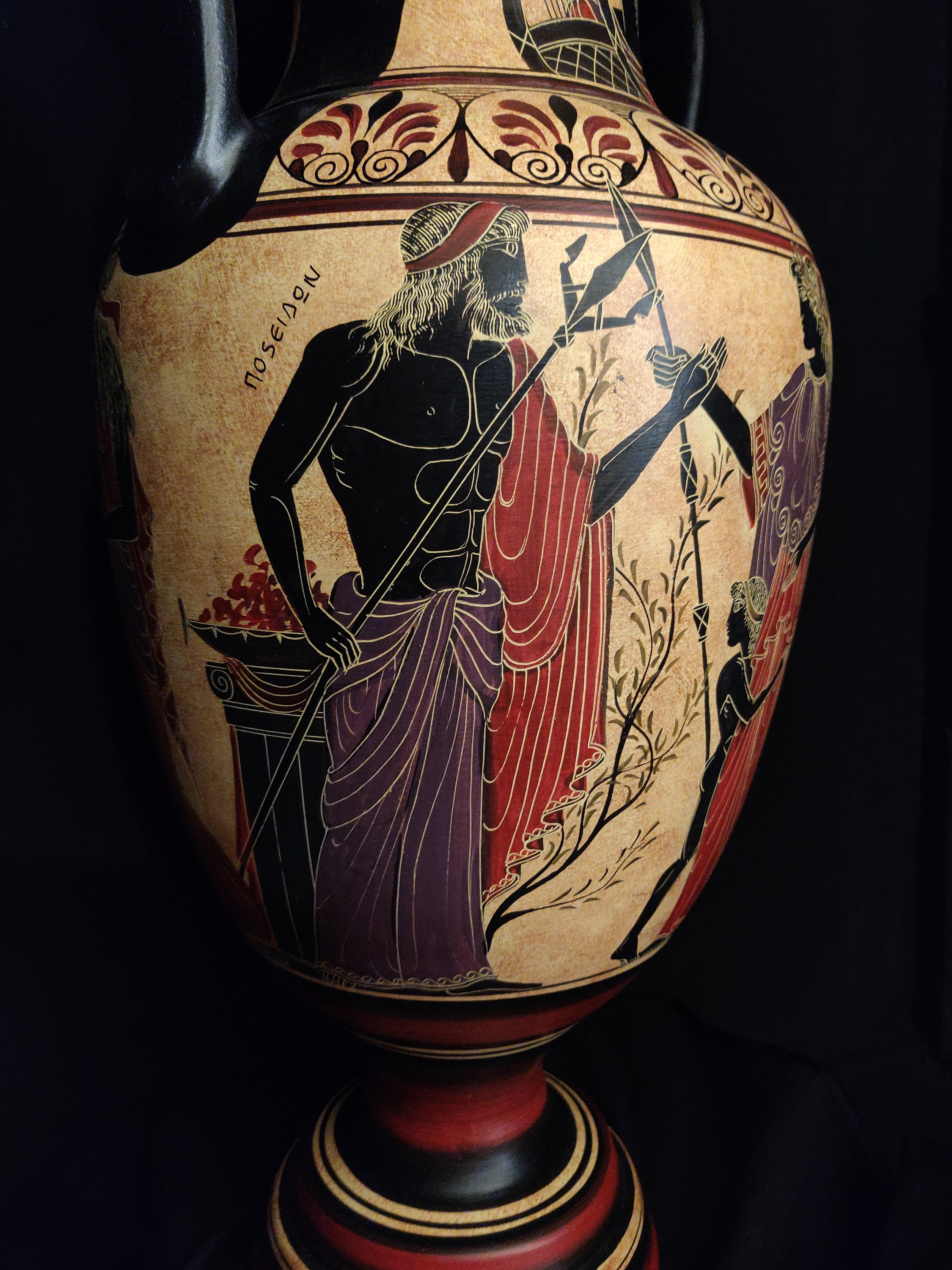 Amphora With Depictions From the Ancient Greek Mythology zeus, Hera ...