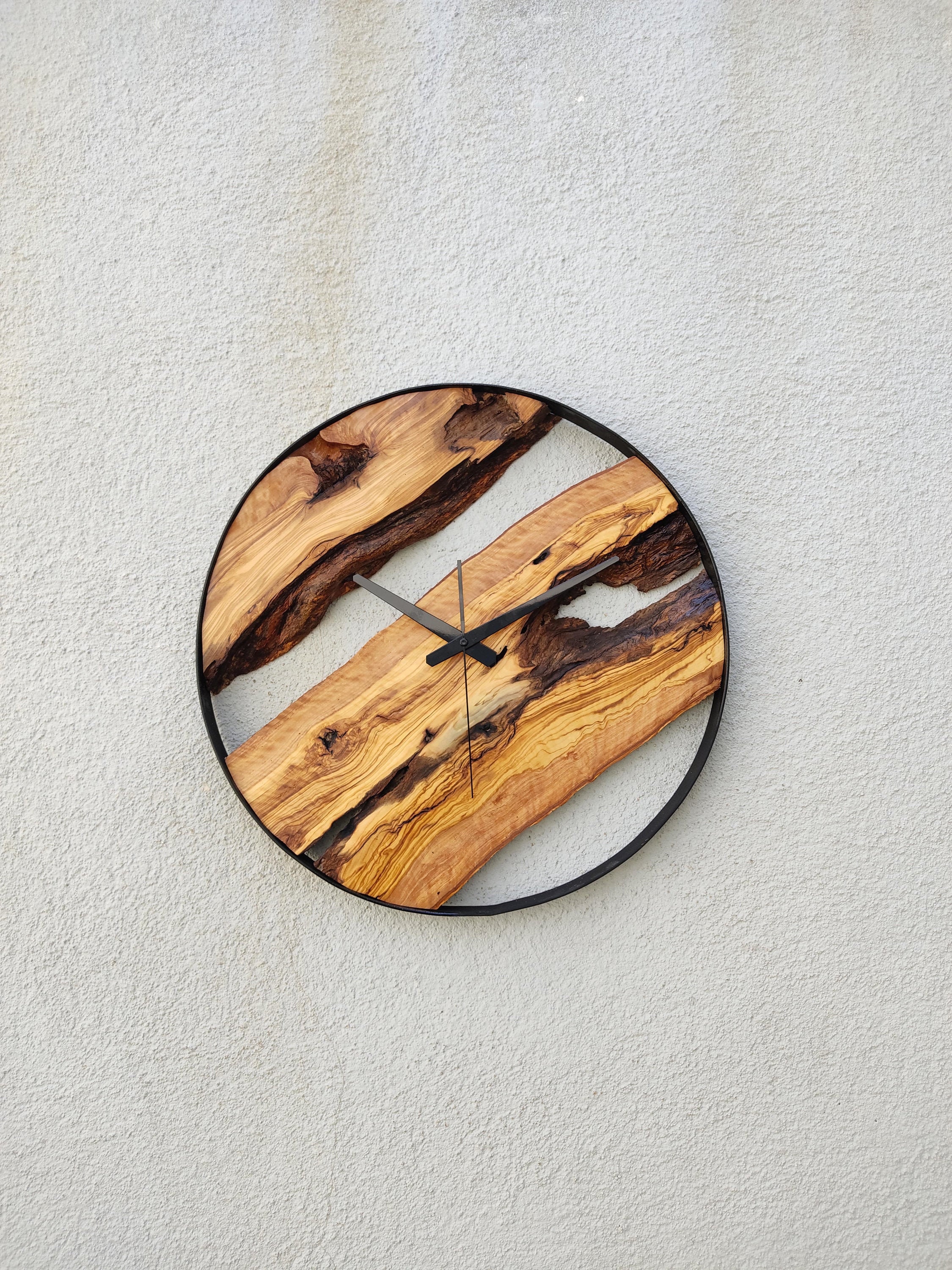 18'' Special Series Live Edge Clock Wood clock | Etsy