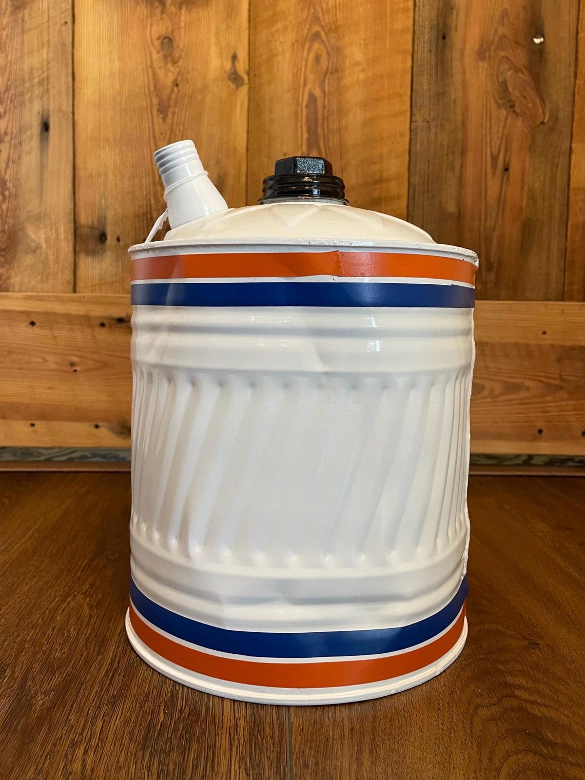 GULF Style Vintage 5 Gallon Gas Can - REFINISHED Petroliania Collectors ...