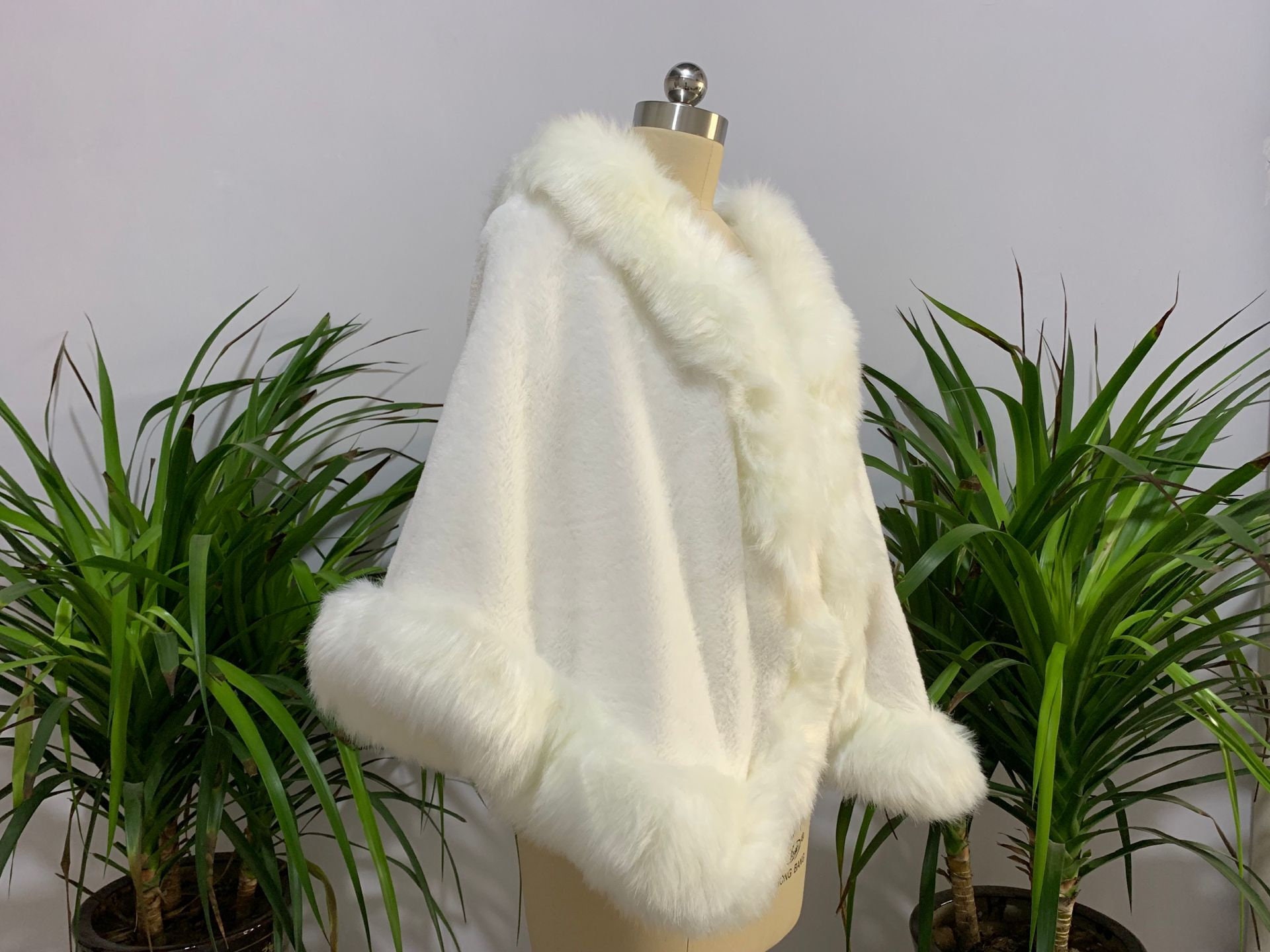 Elegant White or Ivory or Black Faux Fur Women Ivory Winter - Etsy