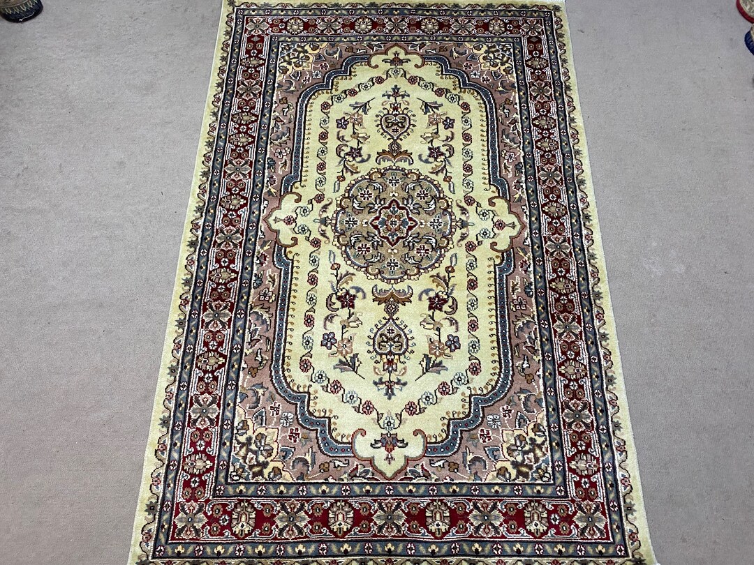 4x6 Light Yellow Oriental Rug - Area Rug - Table Rug - Silk Rug ...