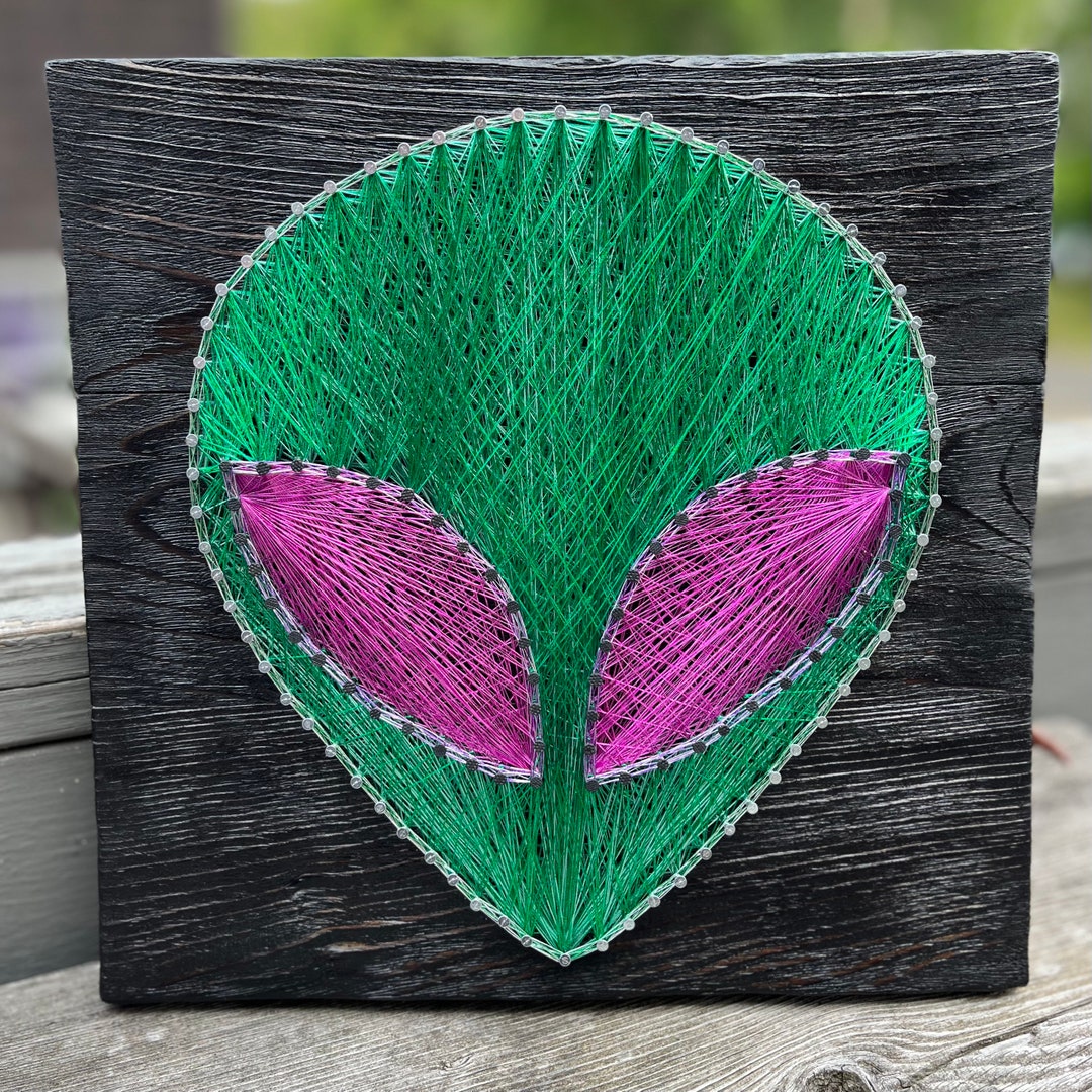 Custom Alien, Metallic String Art on Black Wood, Extra Terrestrial ...