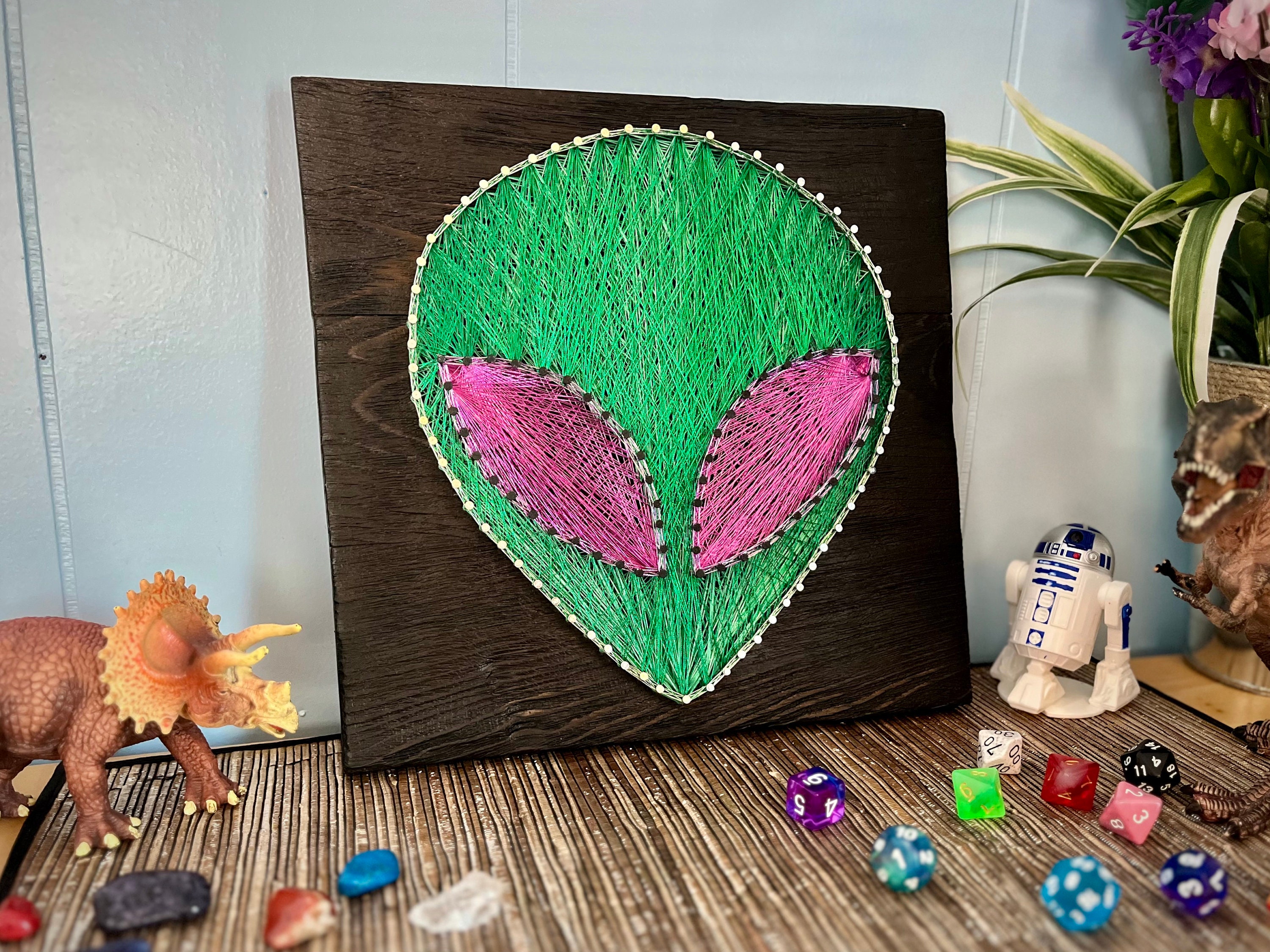 Custom Alien, Metallic String Art on Black Wood, Extra Terrestrial ...