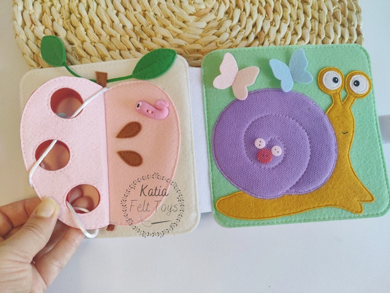 Felt Quiet Busy Book - Clamshell Educational Book for Kids That Helps ...