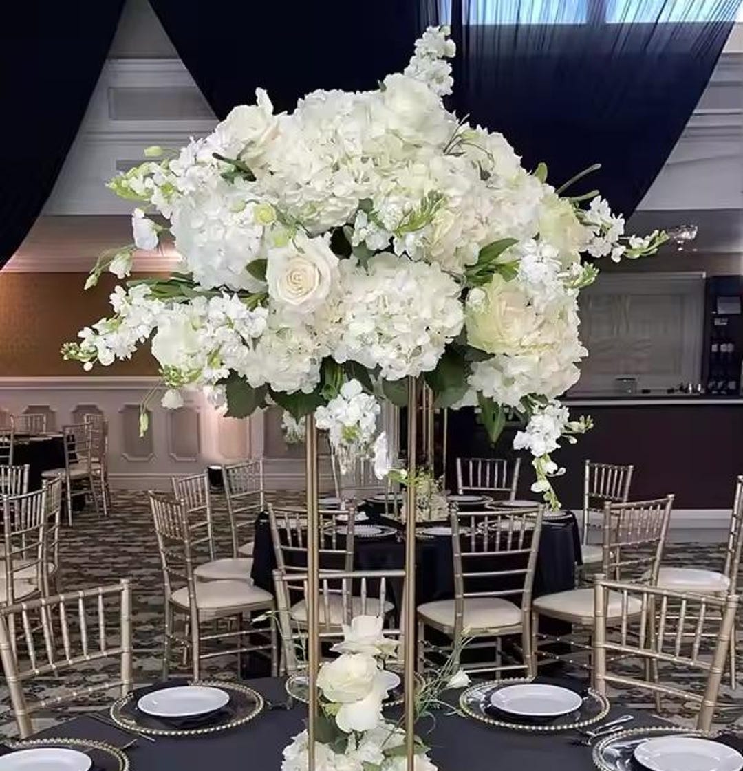 White Hydrangea Rose Flower Ball Table Centrepiece Wedding Flower Ball ...