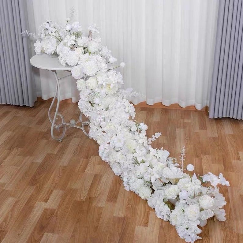 White Flower Runner With Green Leaftable Flower - Etsy
