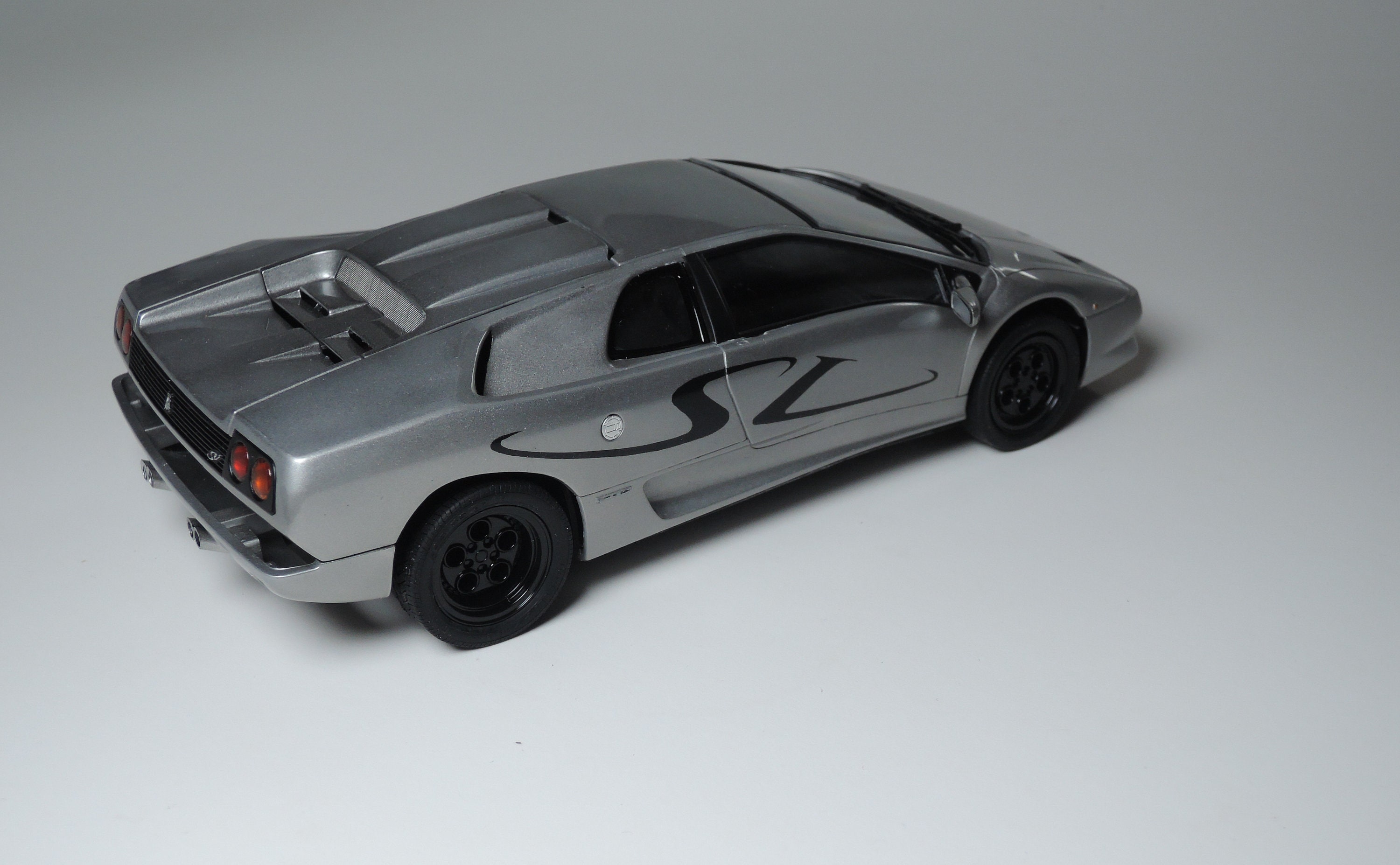 1/24 Scale Lamborghini Diablo SV - Handmade Model Kit Car Legendary V12 ...