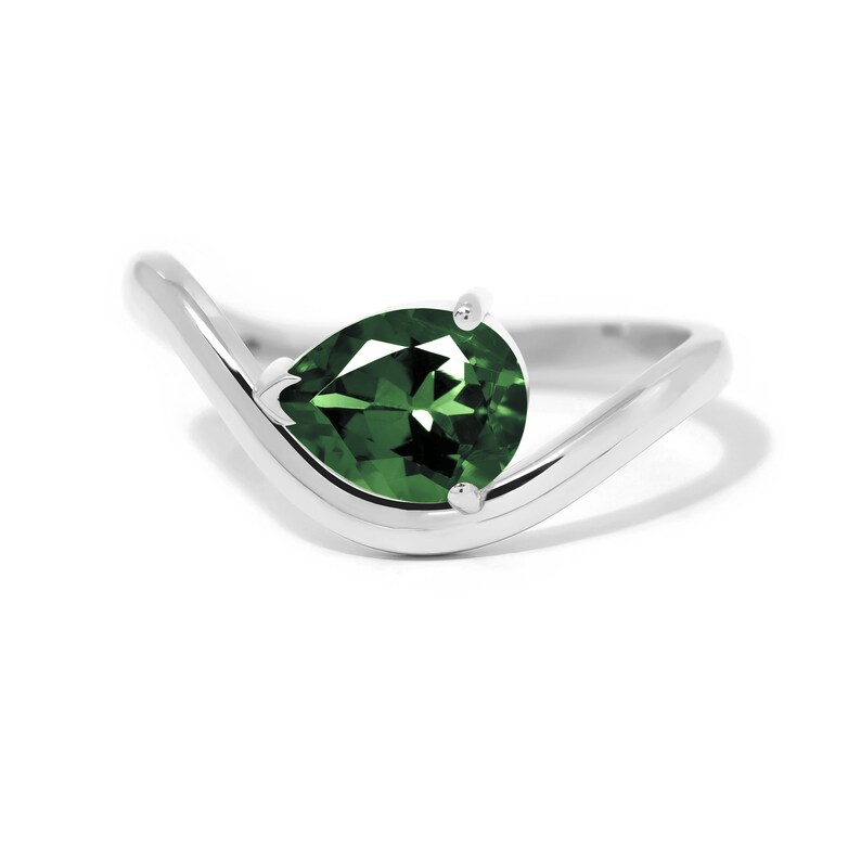 14K Gold Pear Green Tourmaline Ring: Natural Gemstone Wedding Band - Etsy