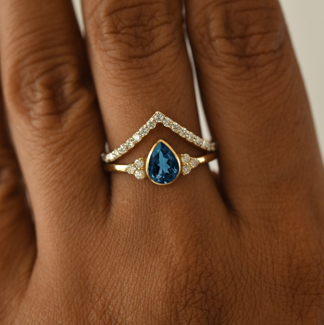 London Blue Topaz Engagement Ring Set, 18K Gold Diamond Chevron Band - Etsy