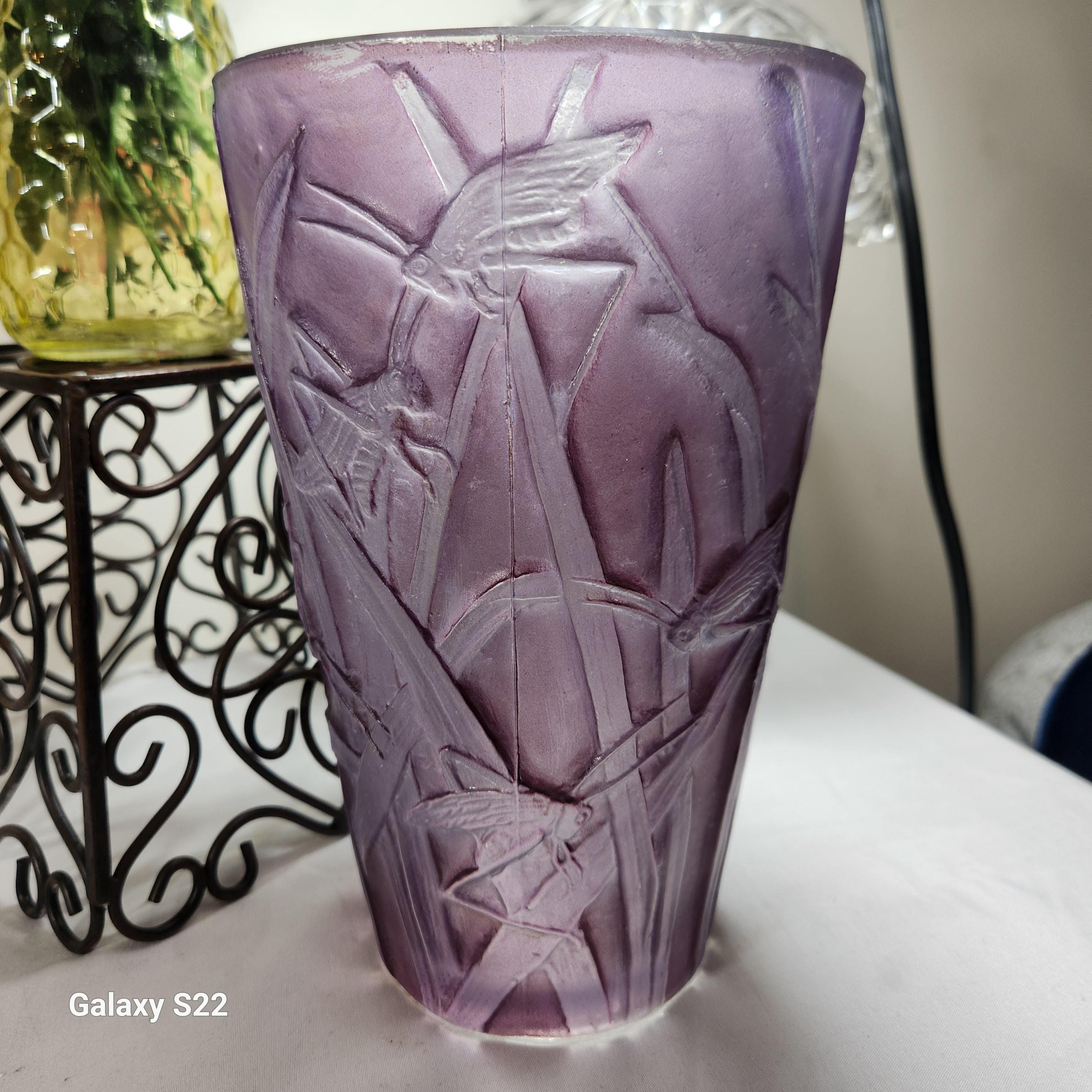 Vintage Pheonix Consolidated Katydid Frosted Amethyst Vase-rare - Etsy