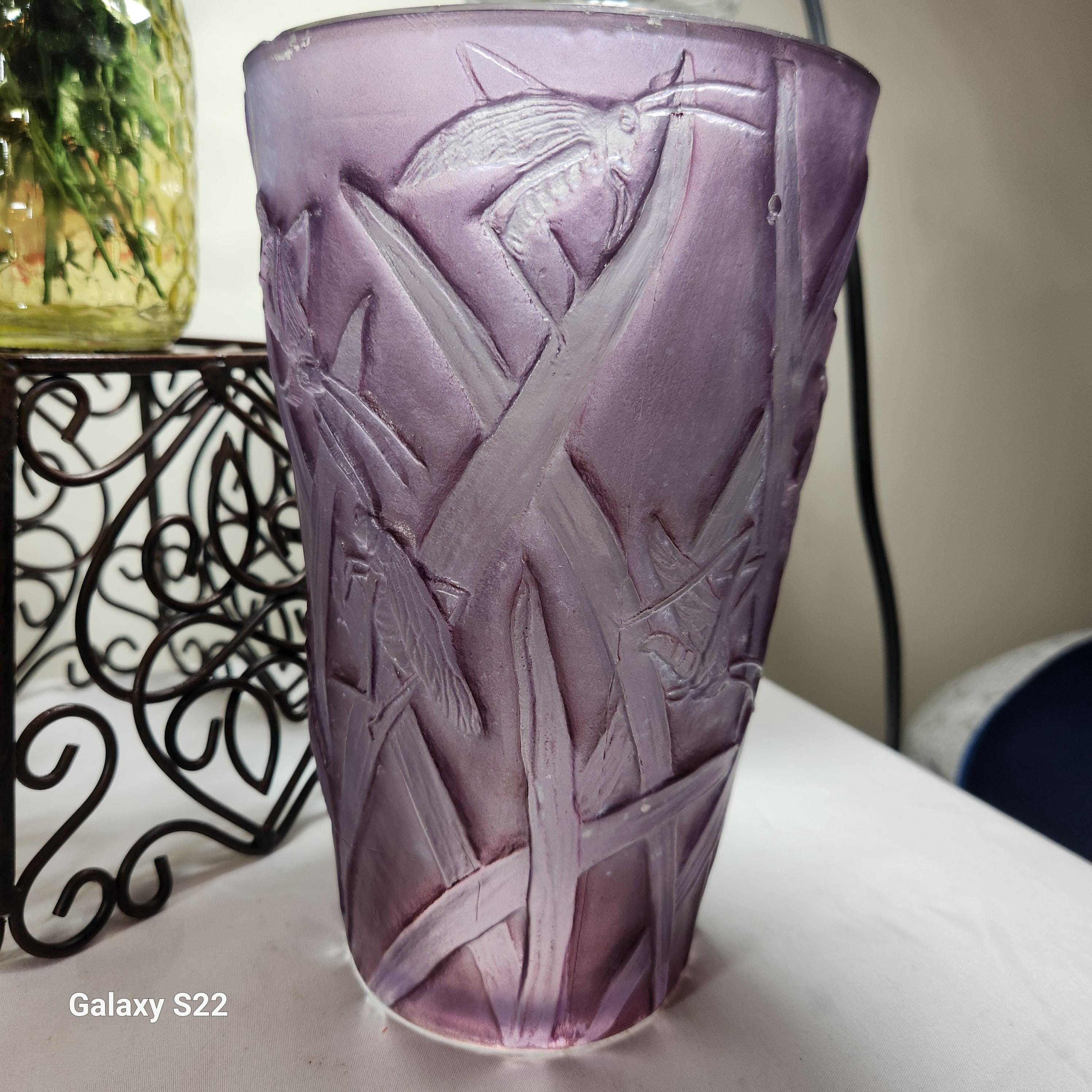 Vintage Pheonix Consolidated Katydid Frosted Amethyst Vase-rare - Etsy