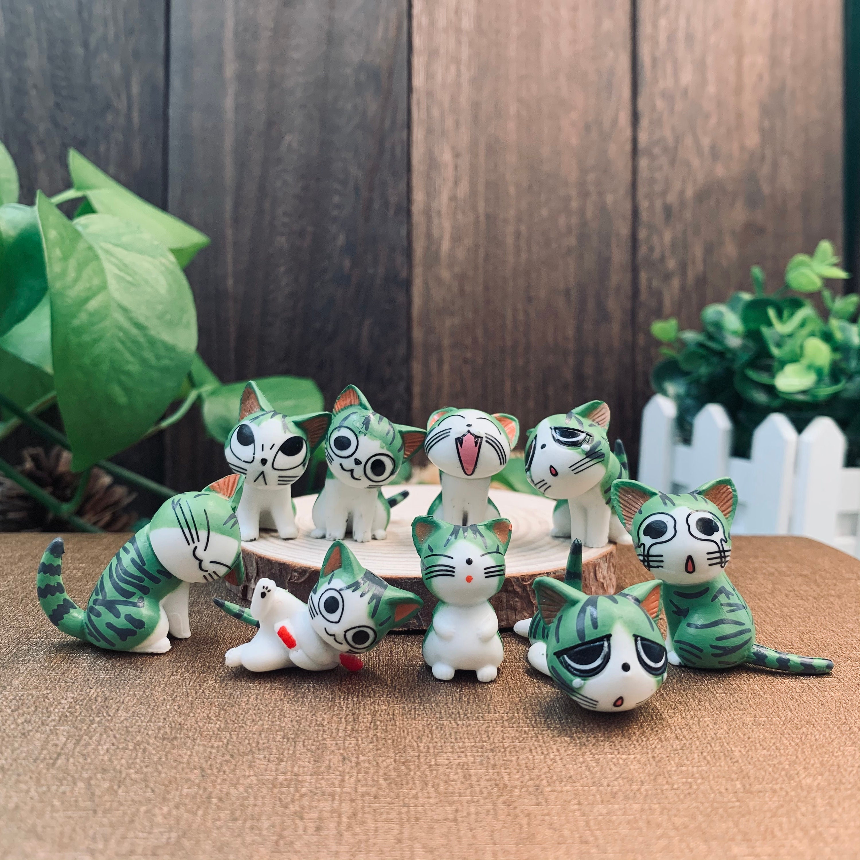 Set of Nine Miniature Cute Little Cats Miniature Decoration Dollhouse ...