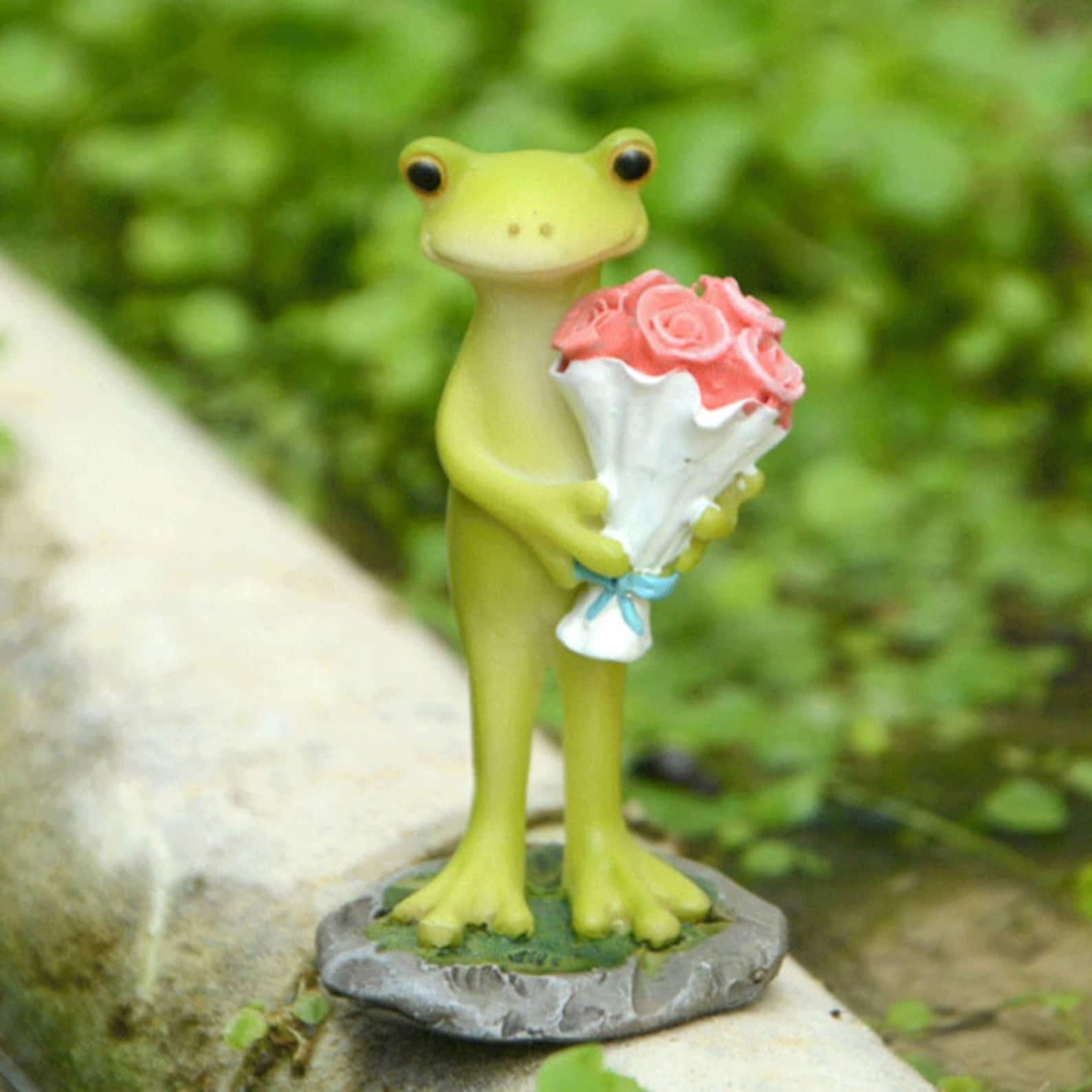 Miniature Frog With Flower Bouquet Animal Statue Micro Landscape ...