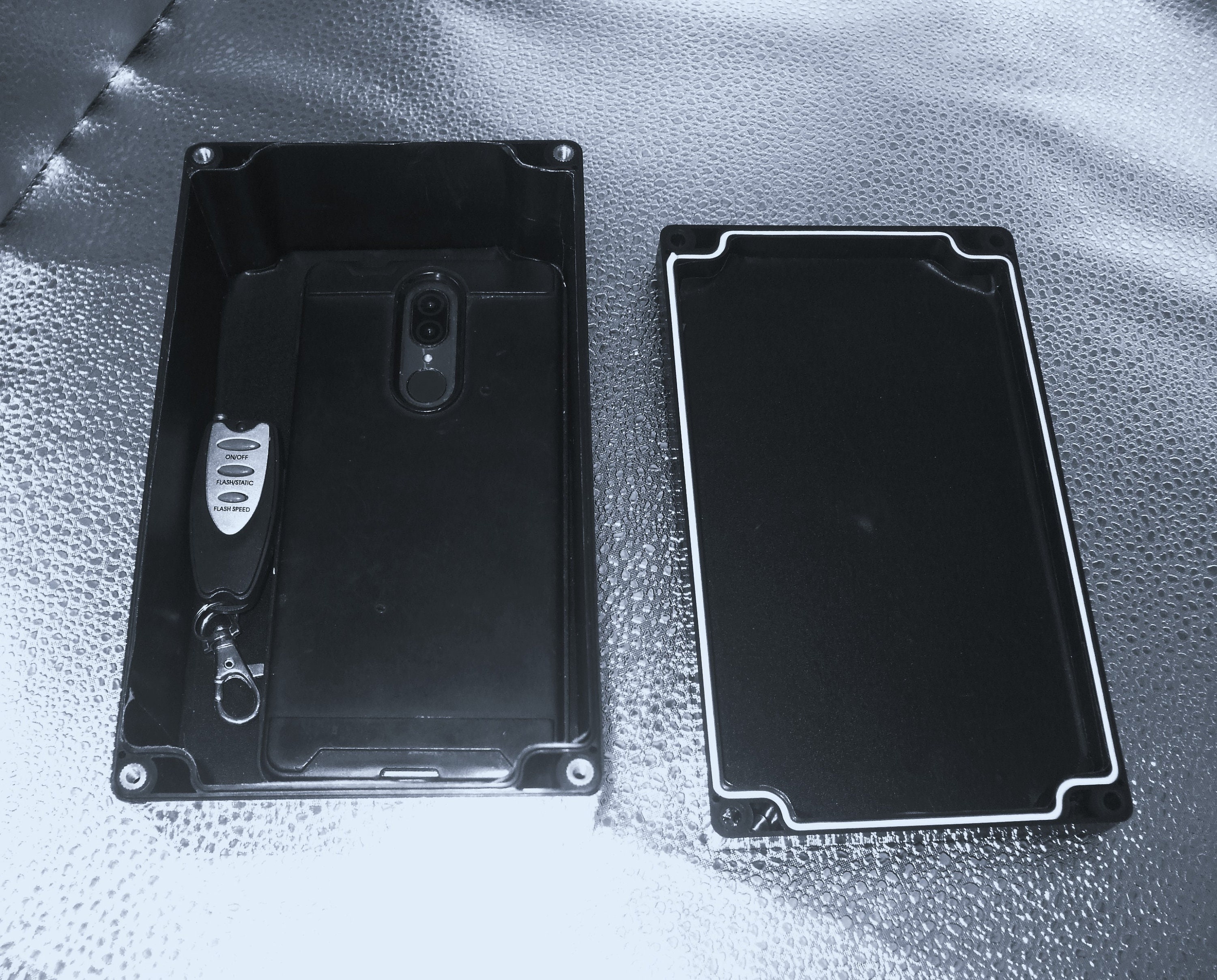 Faraday Anti EMF/RF Signal Protection Box. W/emf Protecton Cloth. - Etsy