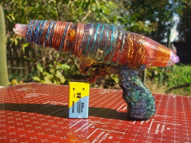 Holy Handgun VP33 /AKA Love Gun, Orgone/orgonite/succor Punch/zapper ...