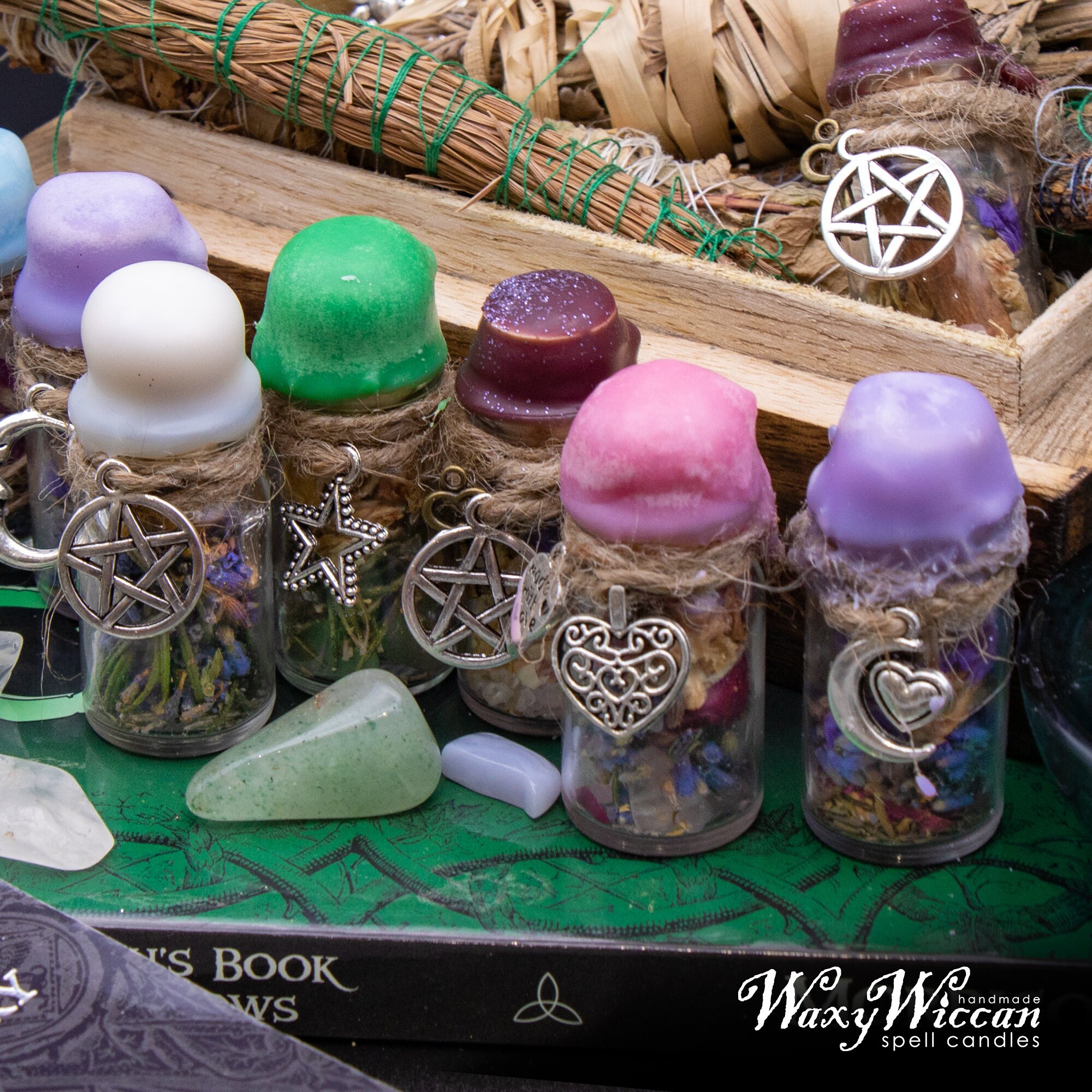 Prosperity Spell Jar. A Witches' Abundance Spell in Mini - Etsy