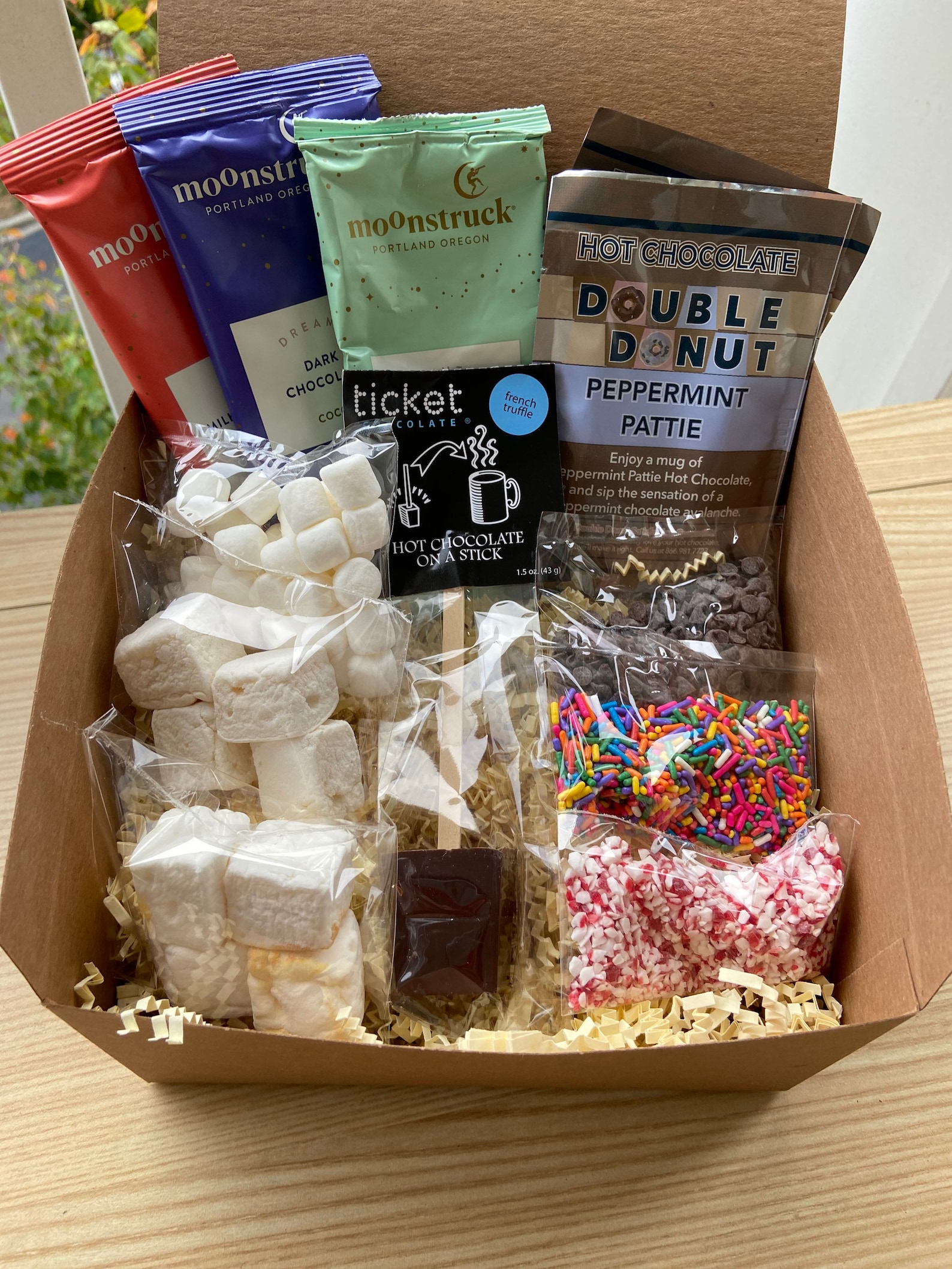 Hot Chocolate Gift Box / Hot Cocoa Gift Box / Sweet Treats to - Etsy