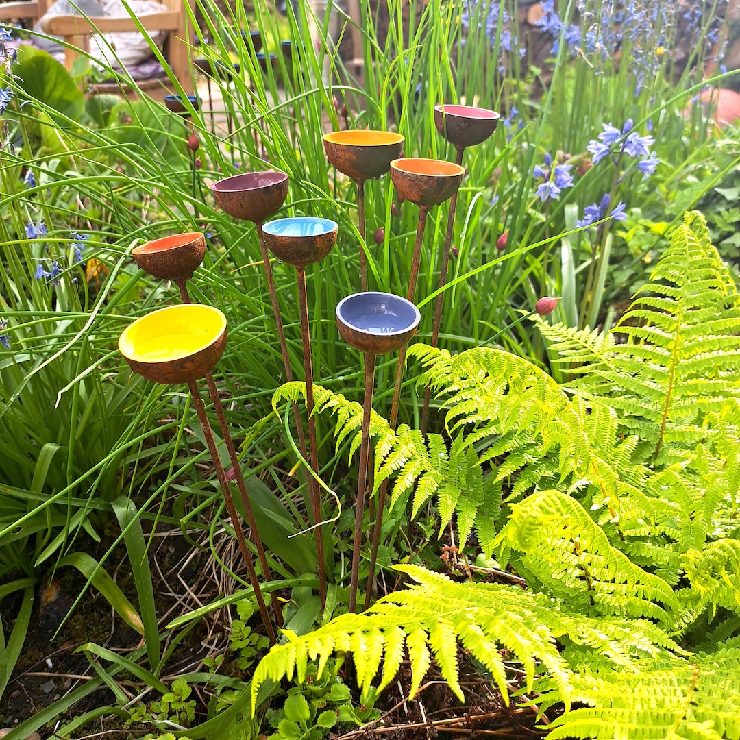 Bee Water Stations, Set of Three Colourful Cups, Garden Sculpture Décor ...