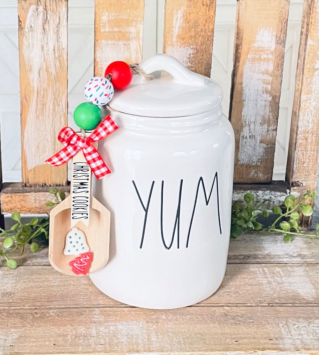 Farmhouse Christmas Canister Scoop Garland, Farmhouse Wood Bead Garland ...