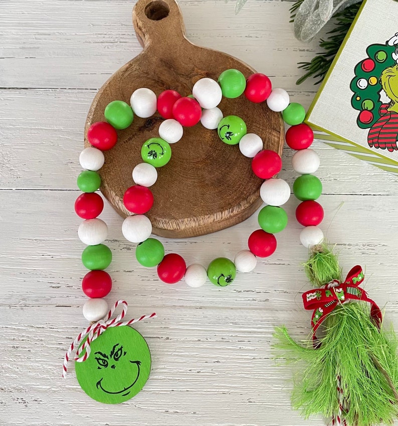Farmhouse Grinch Garland Grinch Decor Christmas Garland - Etsy