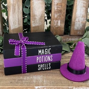 Halloween Book Stack, Halloween Decor, Mini Wood Book Stack, Farmhouse ...