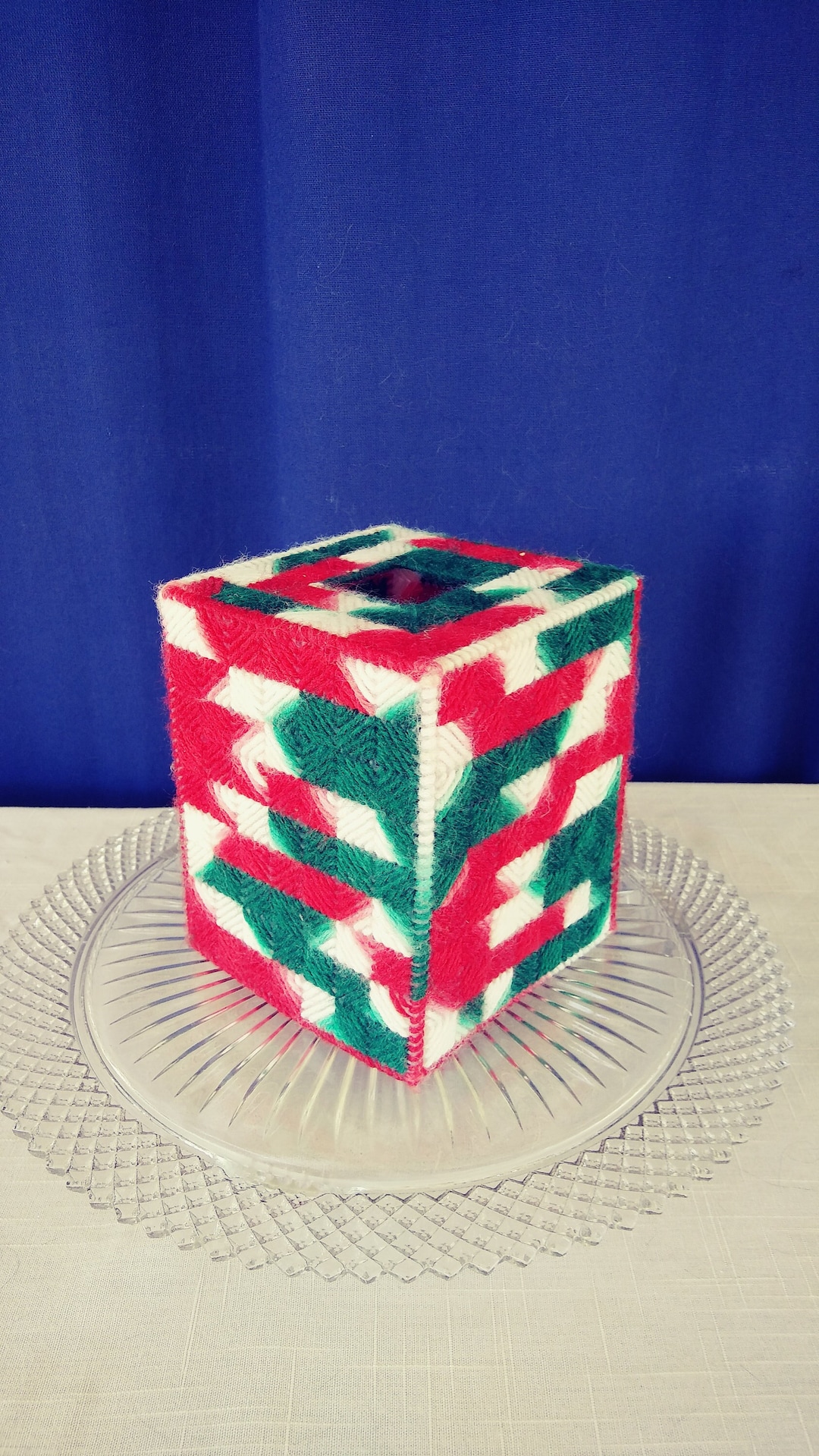Vintage Tissue Box Cover. Needlepoint Tissue Box Cover. Christmas ...