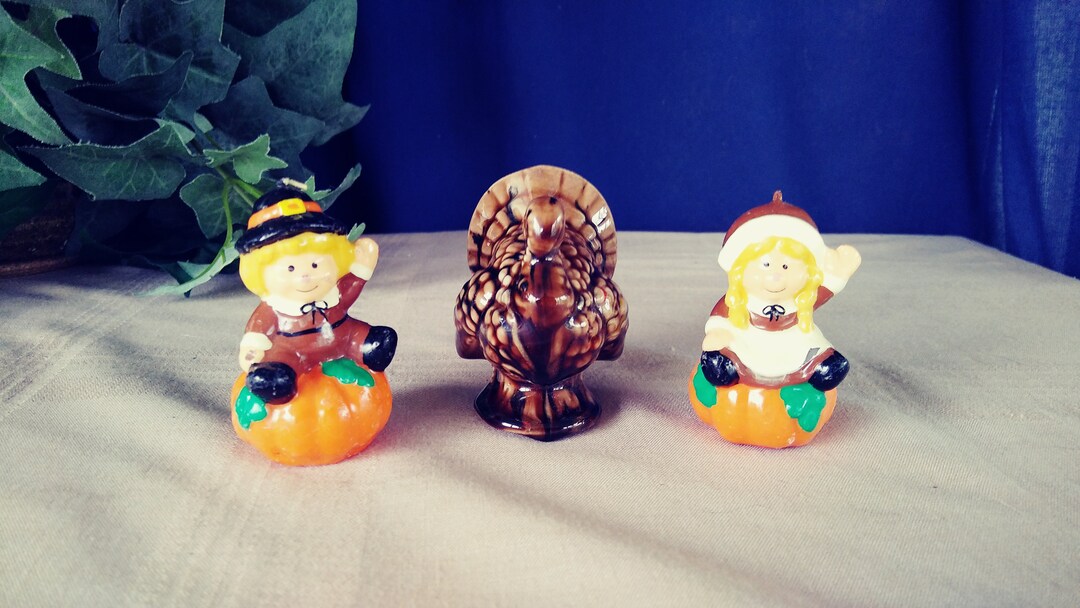Vintage Thanksgiving Pilgrim Candles and Ceramic Turkey. Thanksgiving ...