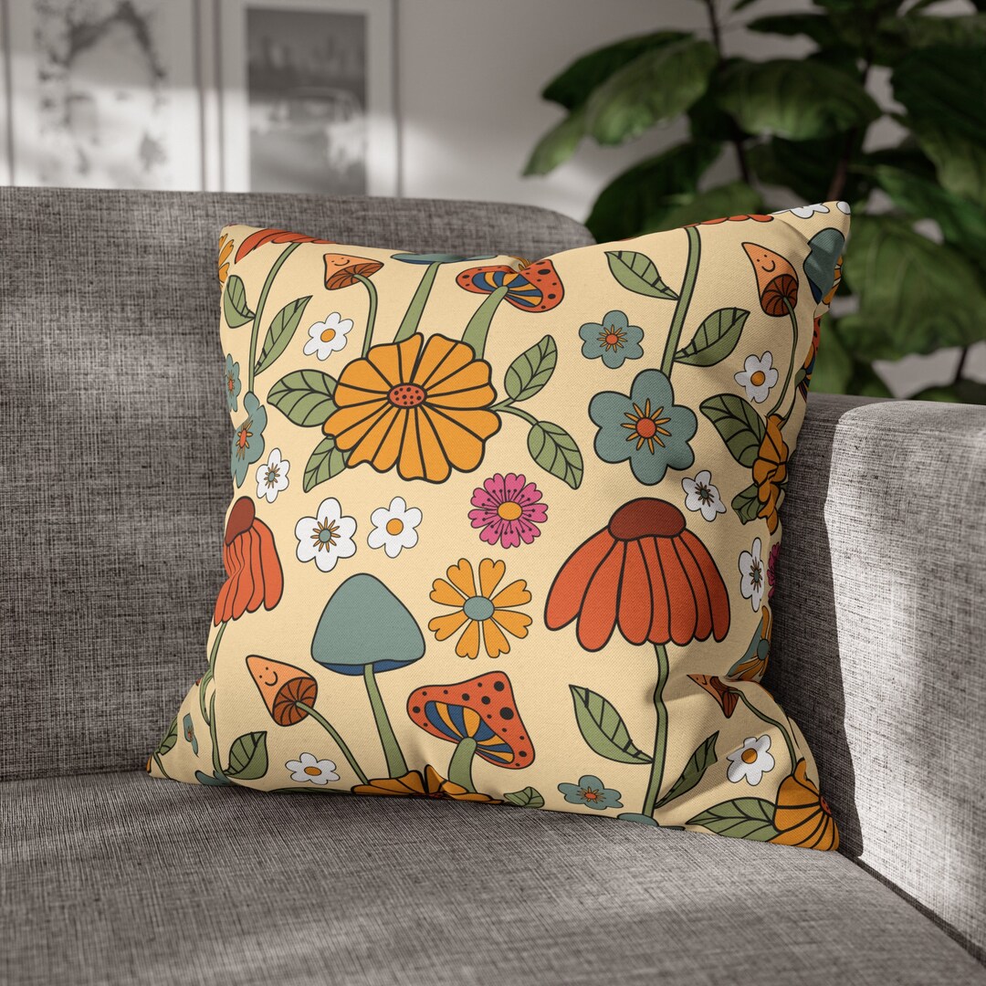 Mushroom Pillow, Magic Mushroom Flower 70s Throw Pillow Cover ...