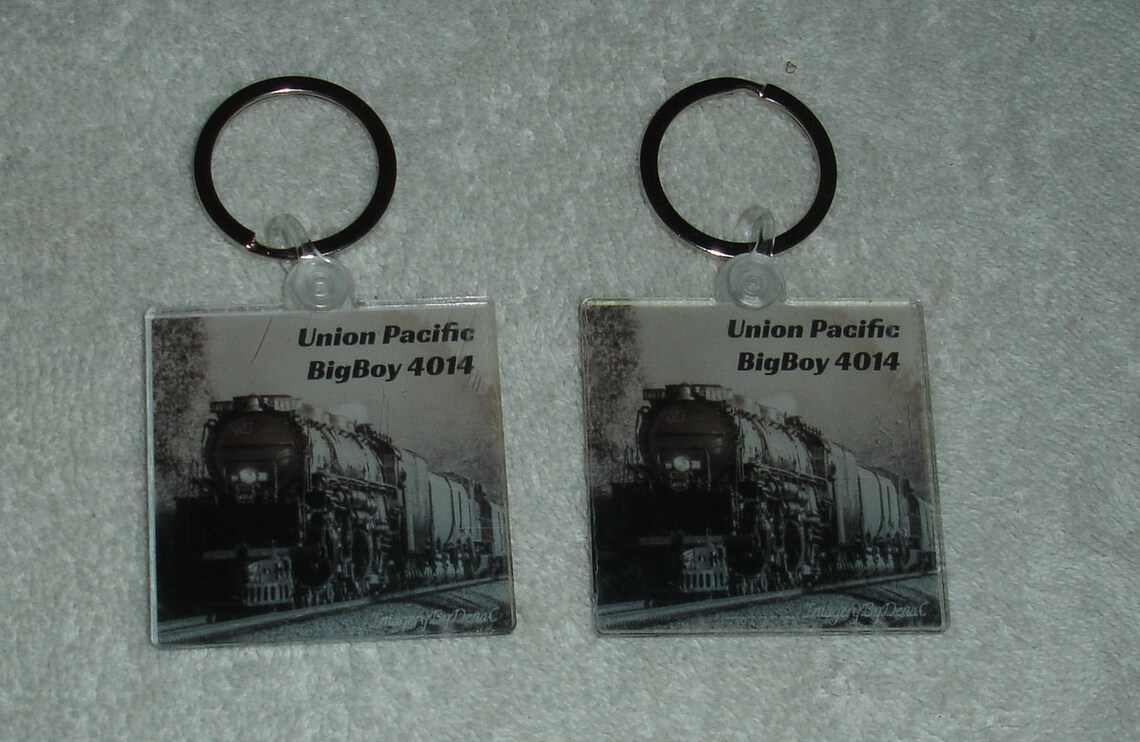 Big Boy Bigboy 4014 Locomotive Engine Train Keychain Key Chain Original ...