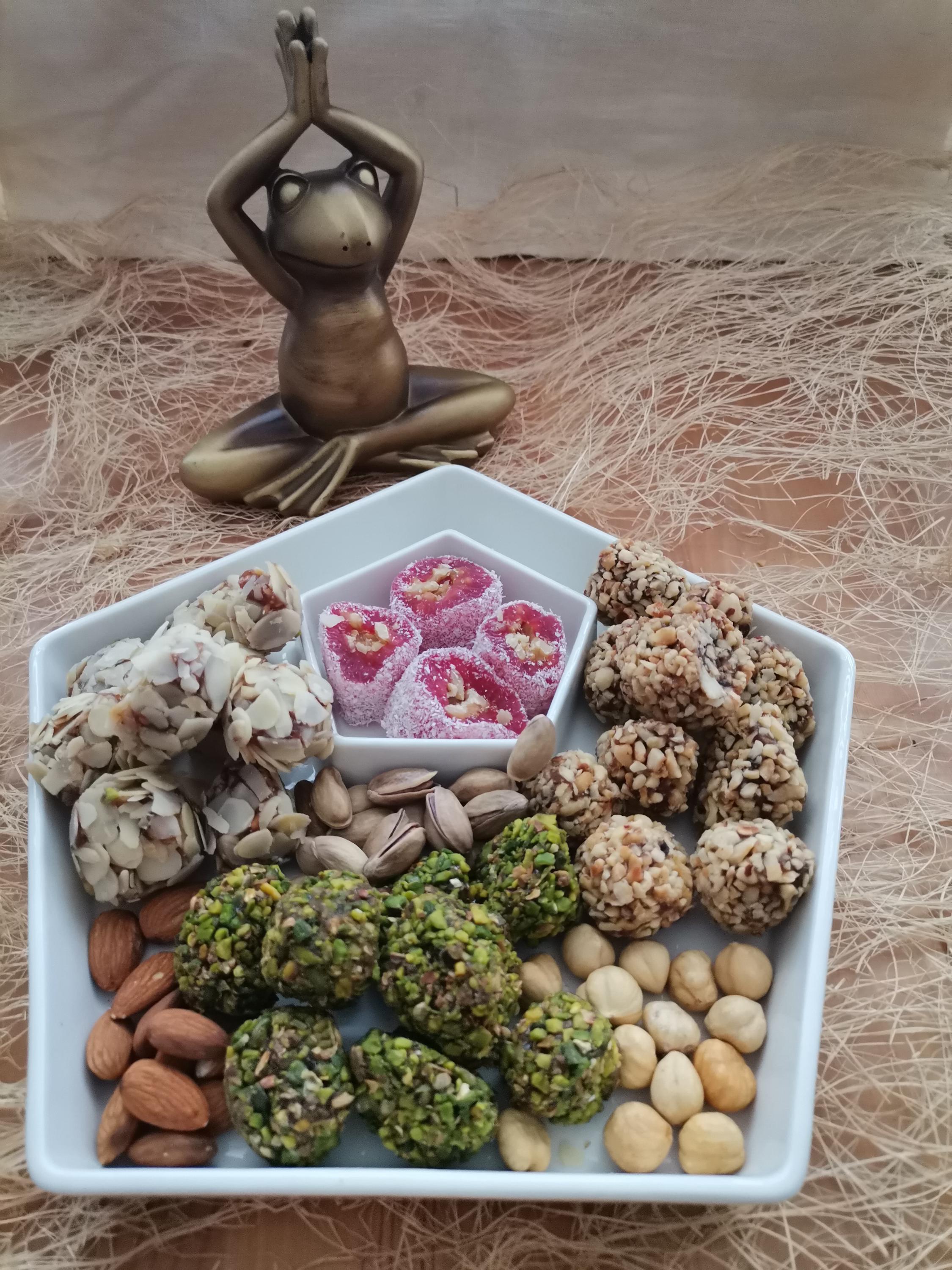 Handmade Date Balls: Almond, Pistachio, Hazelnut, Pomegranate Turkish ...
