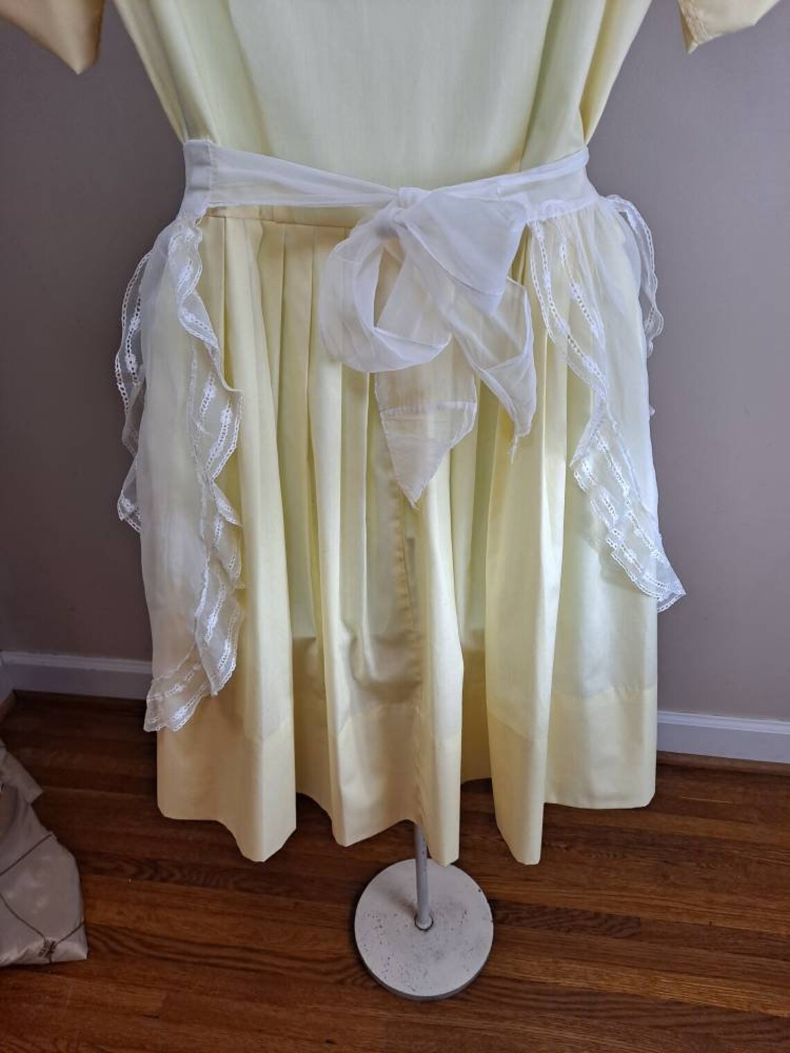 Frilly Fruity Fifties Apron - Etsy