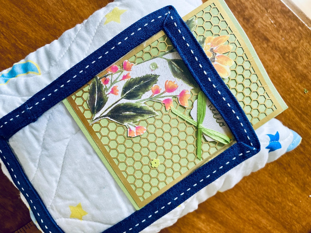 Quilted Photo Pillow Frame With Zipper Closure, Display Pillow Photo ...