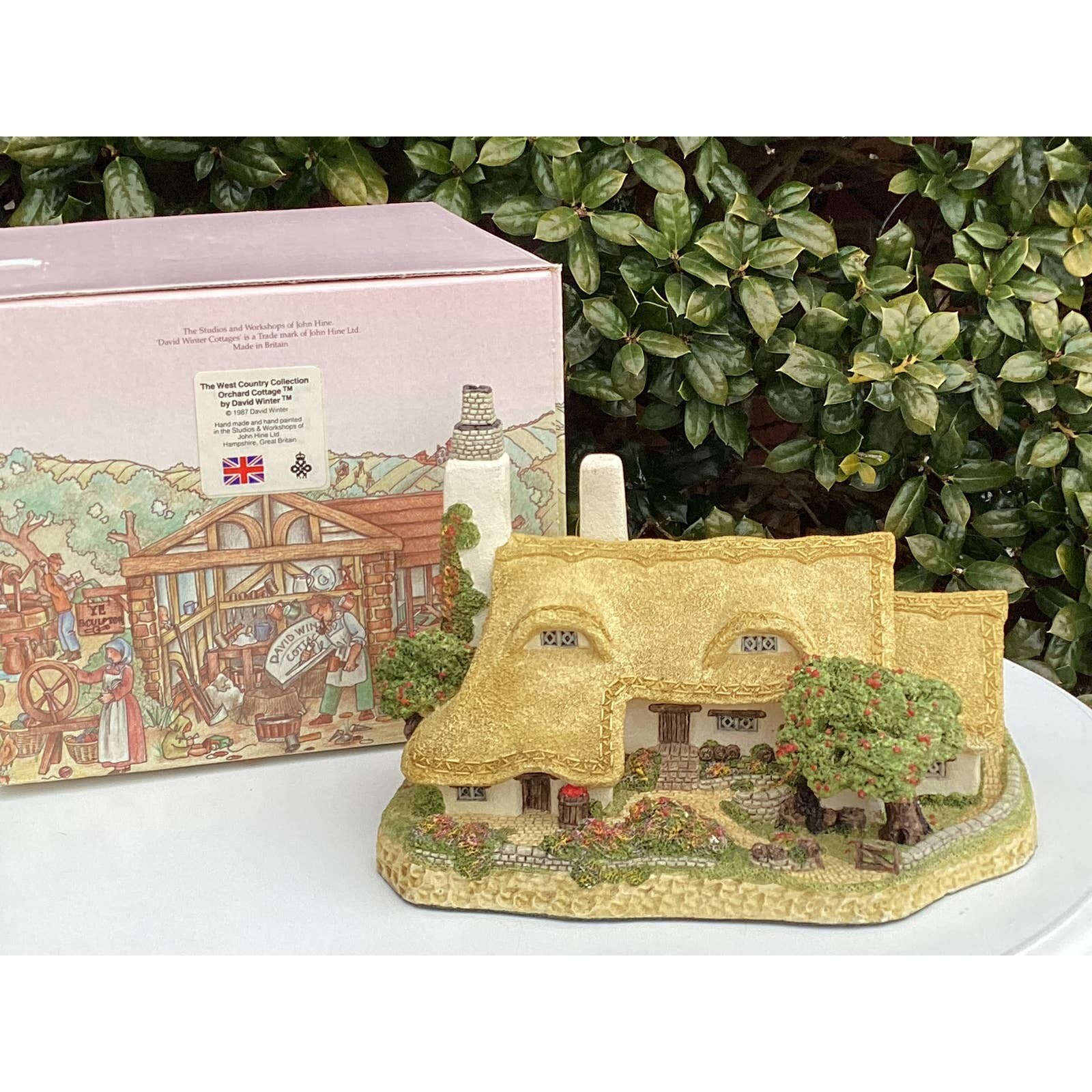 Orchard cottage David Winter 1987 Art & Collectibles Collectibles etna ...