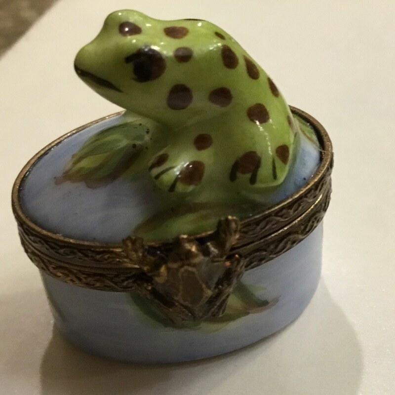 Porcelain Frog - Etsy