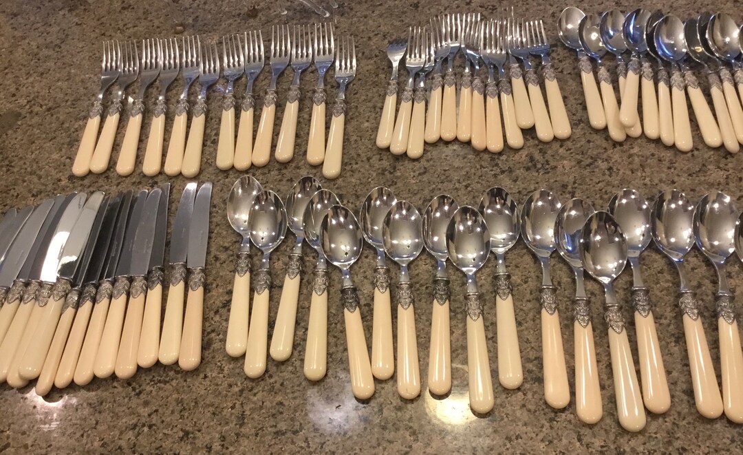 Vintage Inox Italian Cutlery Set for 12 People 96 Pieces Ivory Lucite ...