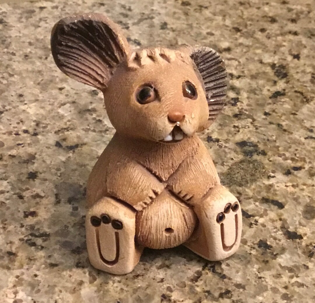 Collectible Vintage Hand Made Artesania Rinconada Hand Carved Bunny ...