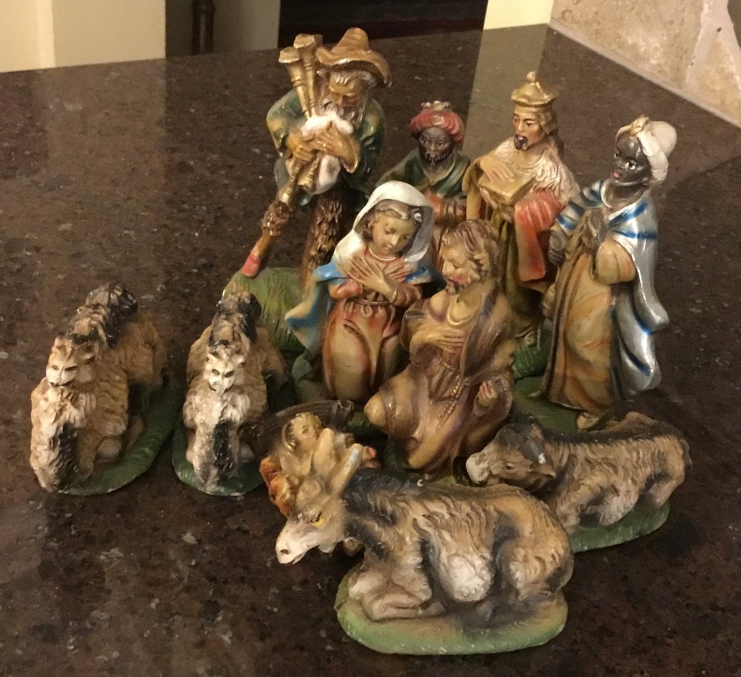 Vintage Depose Nativity - Italian Christmas Figurines - Set of 11 ...