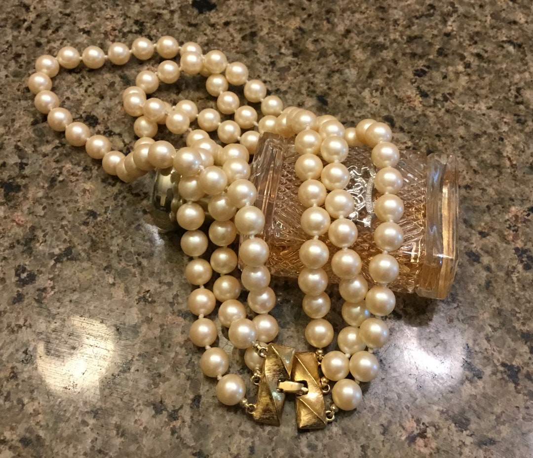 Vintage Monet - 3 Strand Pearls - 1980’s - Etsy